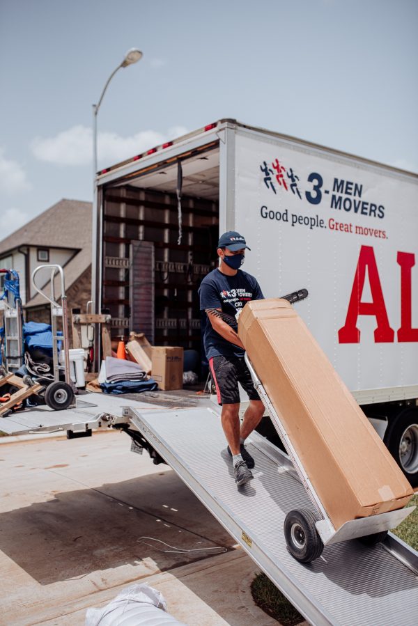 Our Experience With 3 Men Movers Moving Company - Roselyn Weaver