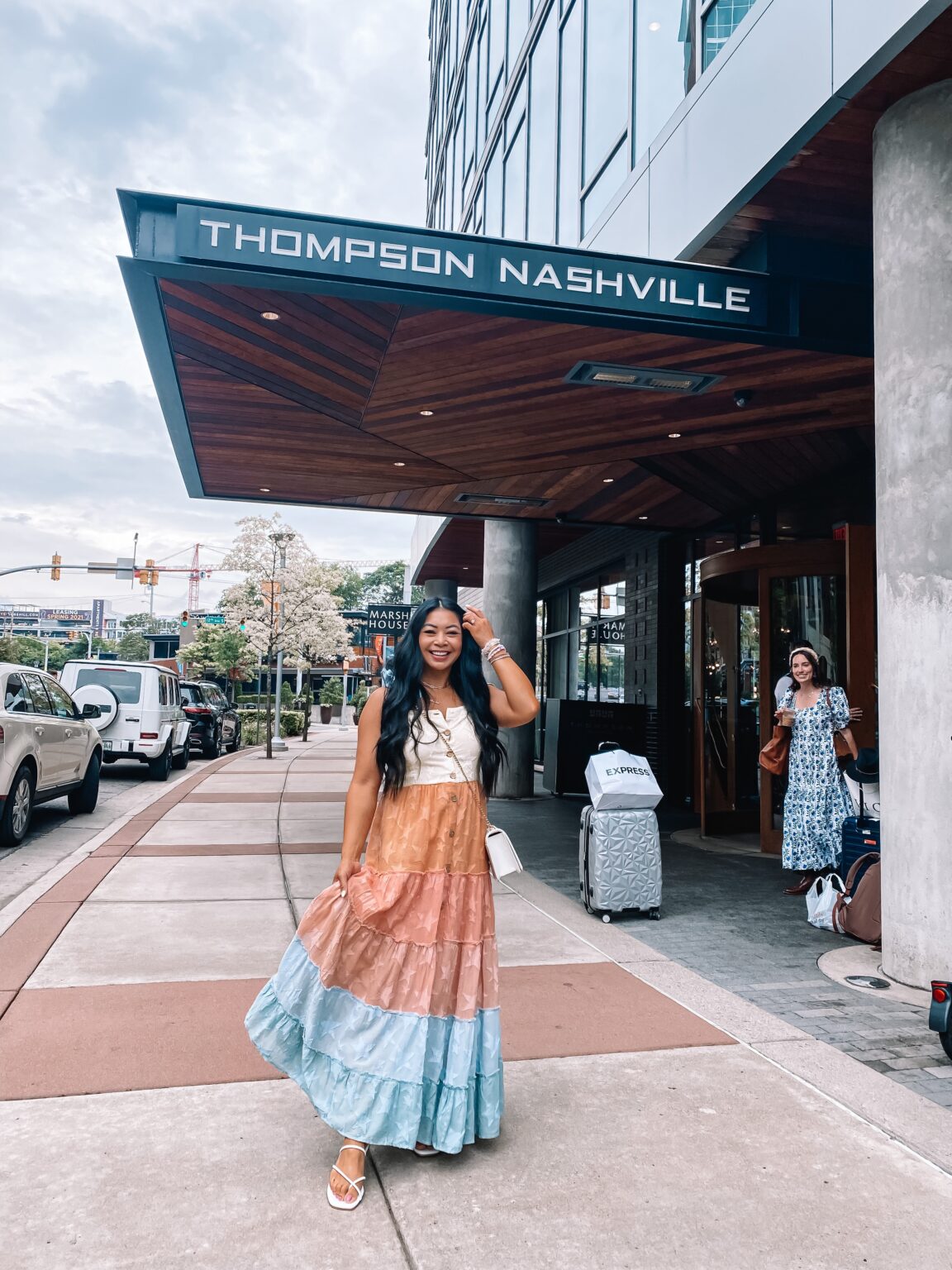 Girl's Trip To Nashville - Roselyn Weaver